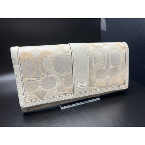 Coach | Bags | Coach Cream Continental Wallet | Poshmark